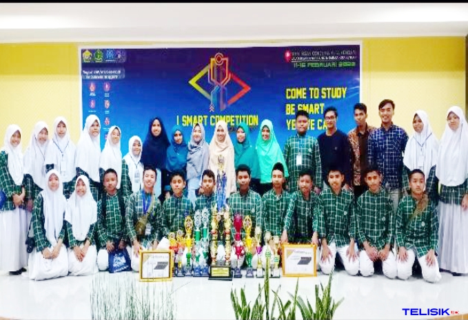MTs Ummusshabri Kendari Pertahankan Juara Umum I-Smart Competition - telisik.id