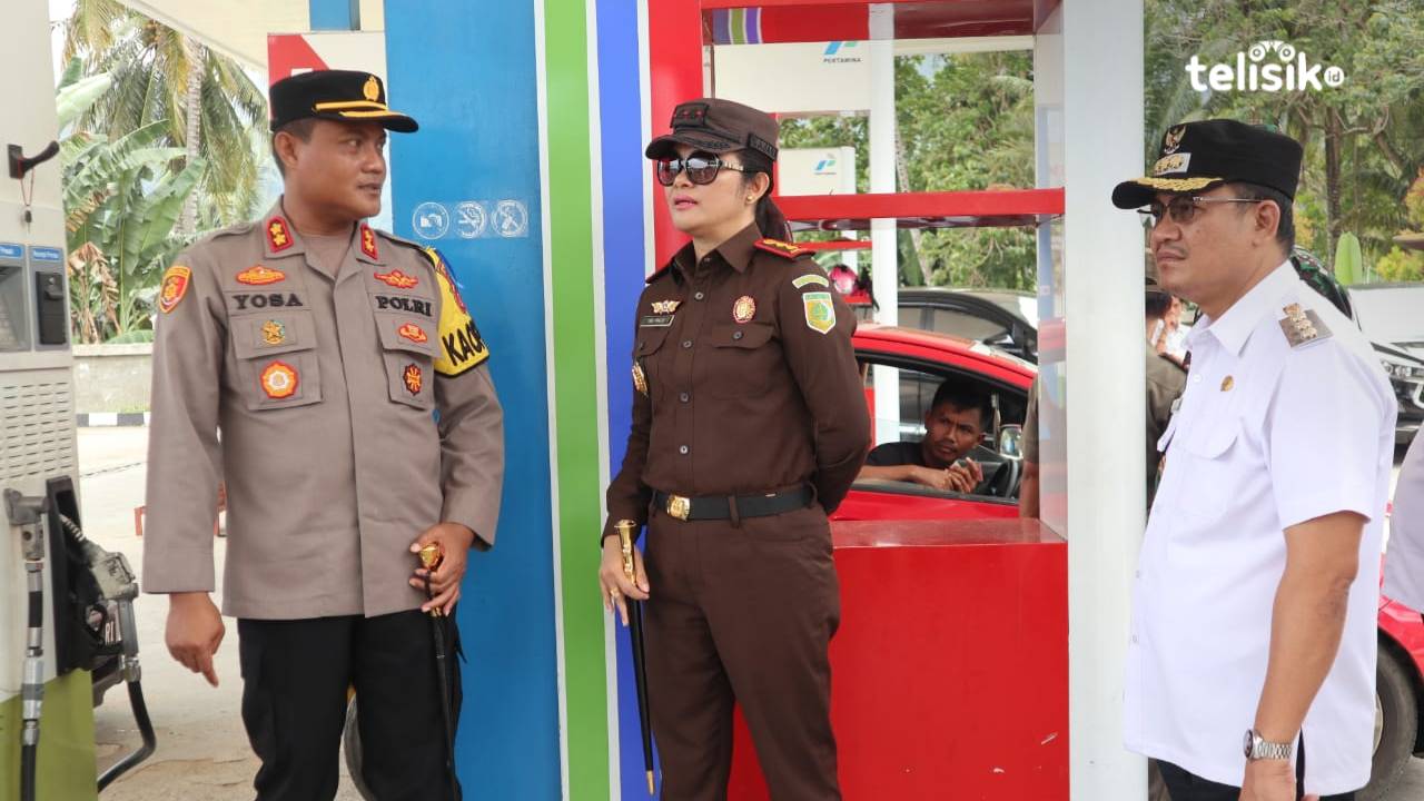 Antisipasi Kelangkaan BBM, Pj Bupati Kolaka Utara Pantau SPBU - telisik.id