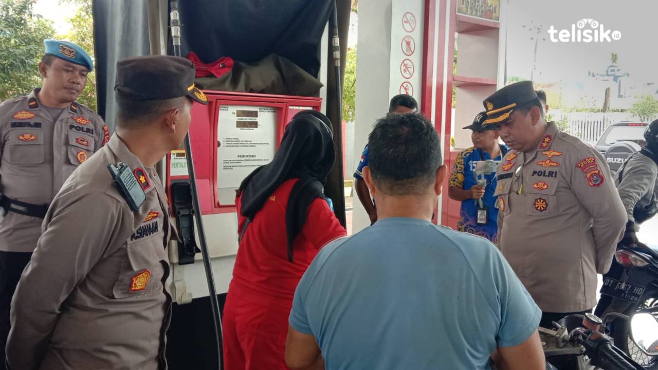 Antrean Panjang BBM di SPBU Muna Teratasi - telisik.id