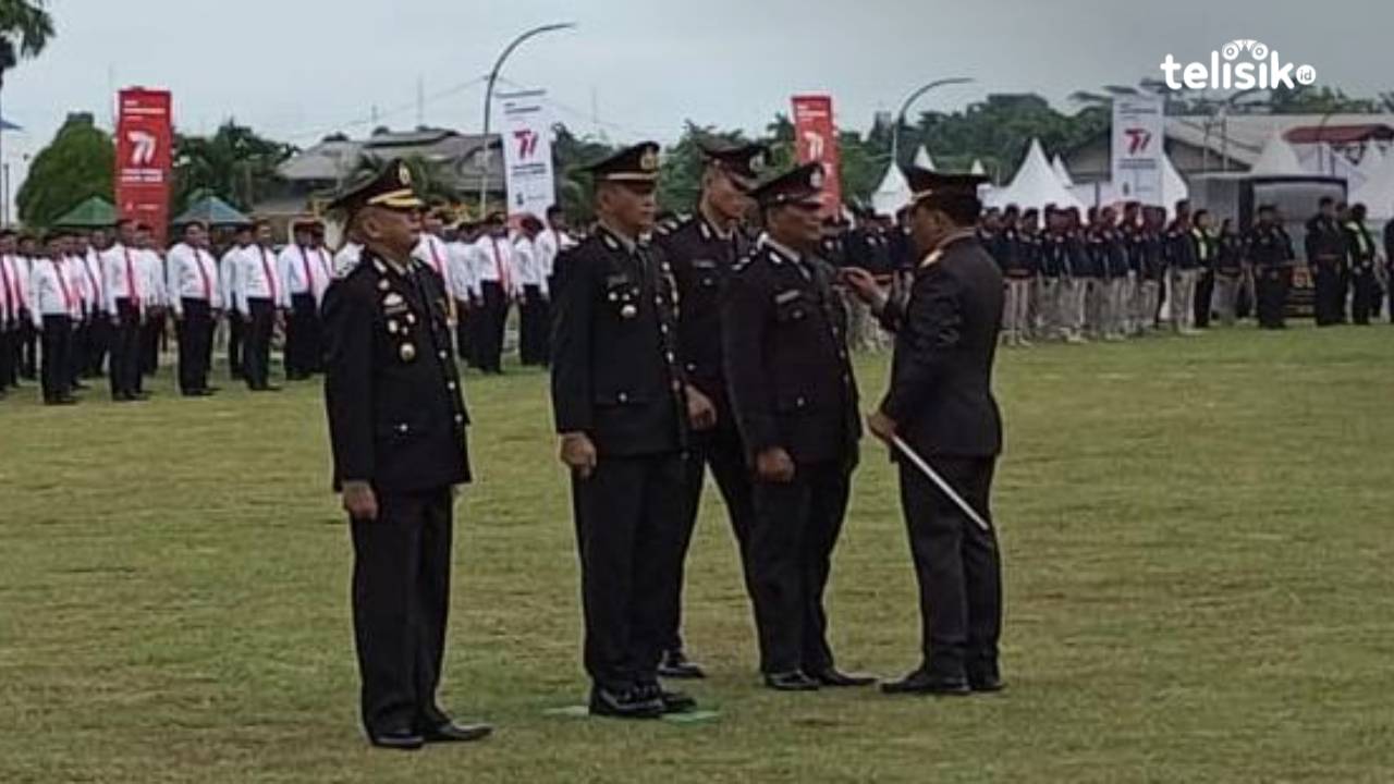 Kapolda Sumatera Utara Beri Bintang Nararya ke Aipda Santoso Lama Berdinas di Papua - telisik.id