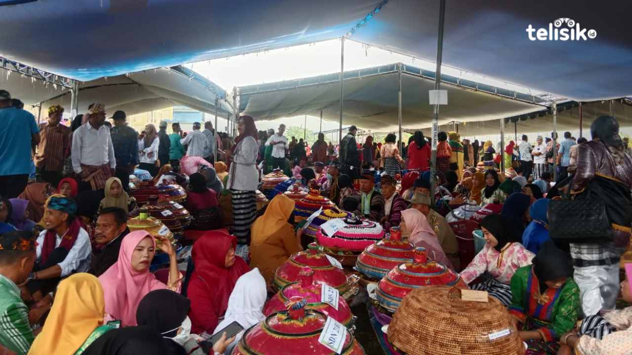 Mengenal Pekande-Kandea pada HUT ke-64 Kabupaten Buton - telisik.id