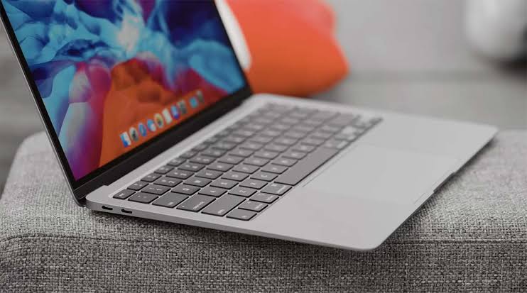 6 Rekomendasi Laptop Terbaik dengan Bobot Paling Ringan - telisik.id