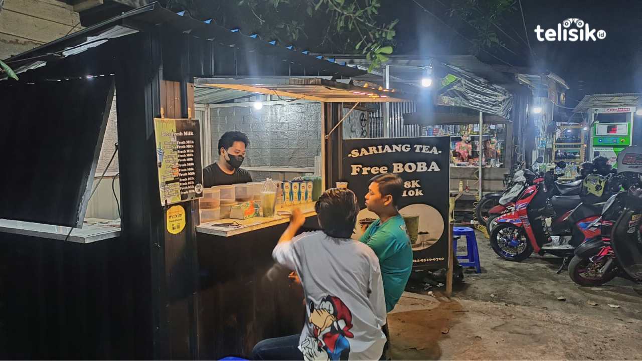 Sariang Tea Suasana Nongkrong Pinggir Jalan Kota Kendari - telisik.id