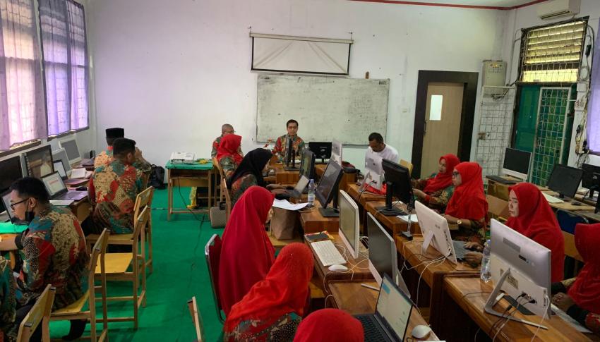 Dikbud Sulawesi Tenggara Terus Tingkatkan Kualitas Guru - telisik.id Dikbud Sulawesi Tenggara Terus Tingkatkan Kualitas Guru - telisik.id