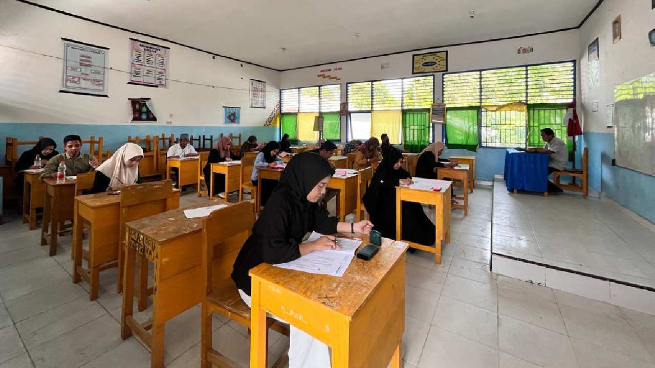 UT Kendari Gelar UAS di 13 Kabupaten/Kota se-Sulawesi Tenggara - telisik.id