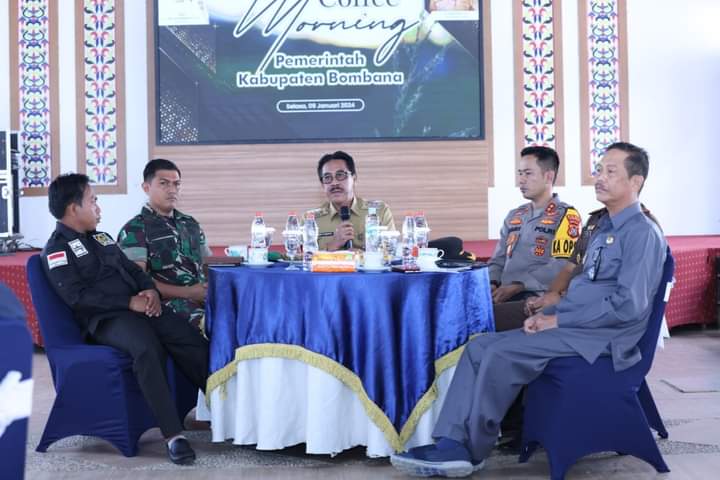 PJ Bupati Bombana Bahas Isu Nasional Bersama Kepala Dinas - telisik.id