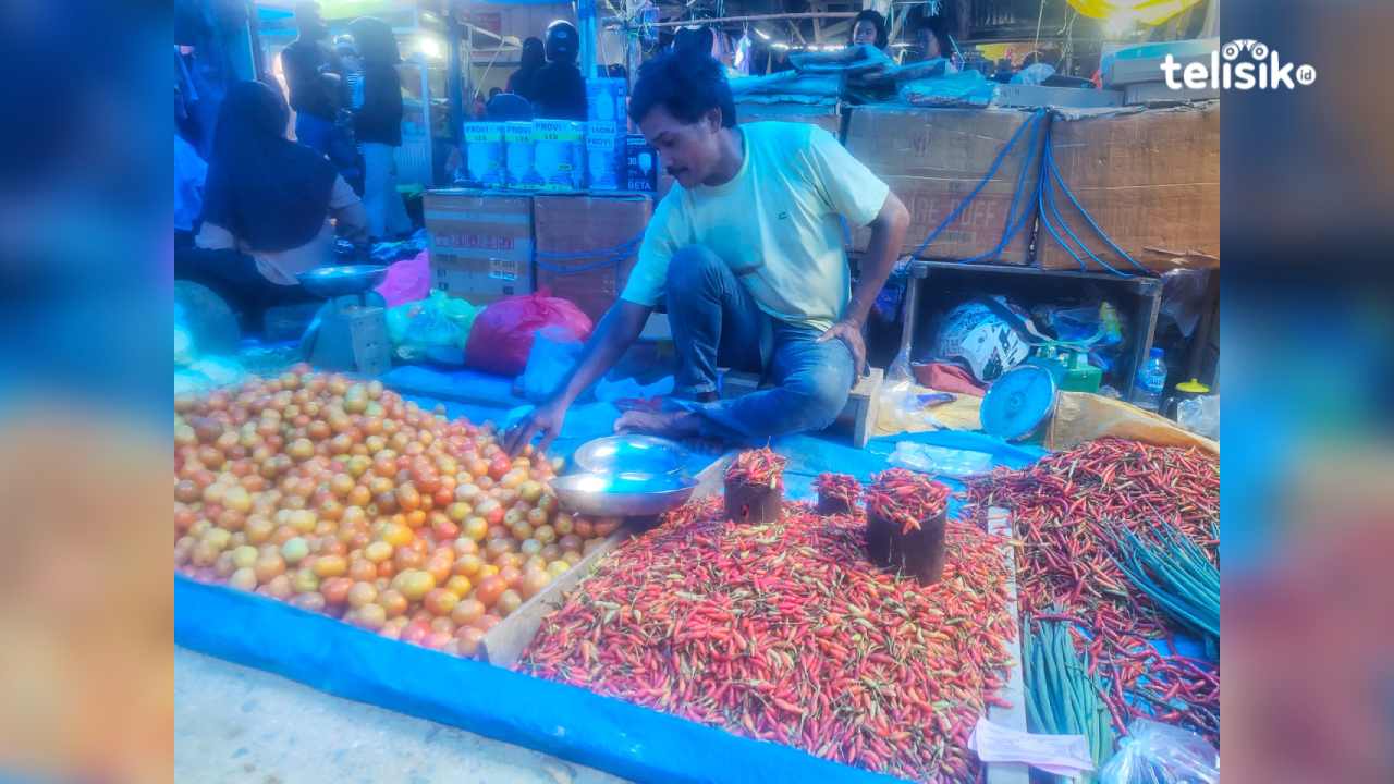 Jelang Lebaran Harga Sembako di Pasar Naik Turun - telisik.id