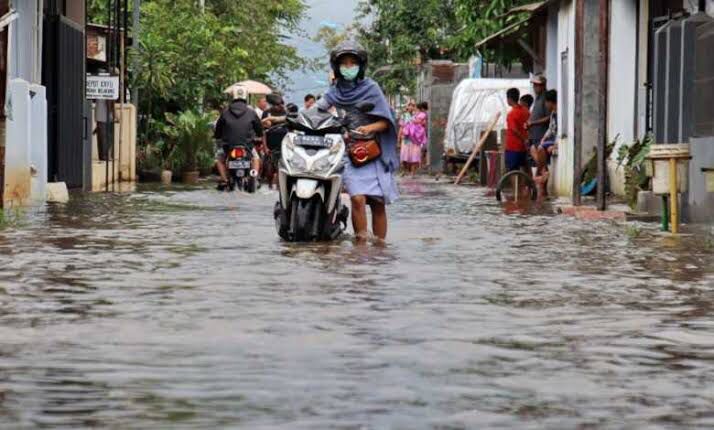 Tips Mencegah Rumah Kebanjiran di Musim Penghujan - telisik.id