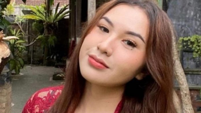 Cuitan Pertama Audrey Davis Usai Tersandung Skandal Video Syur, Pertanyakan Jati Diri - telisik.id