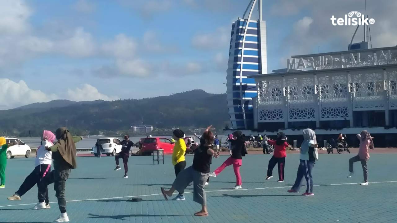 Masjid Al-Alam Kendari: Padukan Wisata Religi dan Olahraga untuk ...